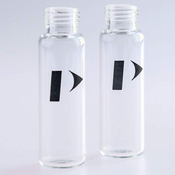 20 mL Clear Glass Screw Top Vial with 'P' logo, 100/pk - GenTech Scientific